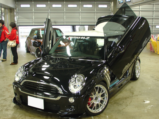 Lambo doors - only on a mini! (and lambos) | MINI Cooper Forum