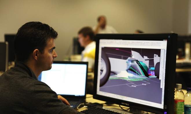 USF1、チーム施設写真公開とケン・アンダーソンへのQ&A : F1通信